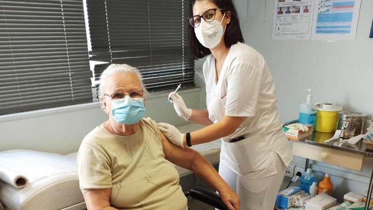 Αισθάνεσαι χάλια μετά τον εμβολιασμό κατά της CoViD; Μπορεί να είναι ...