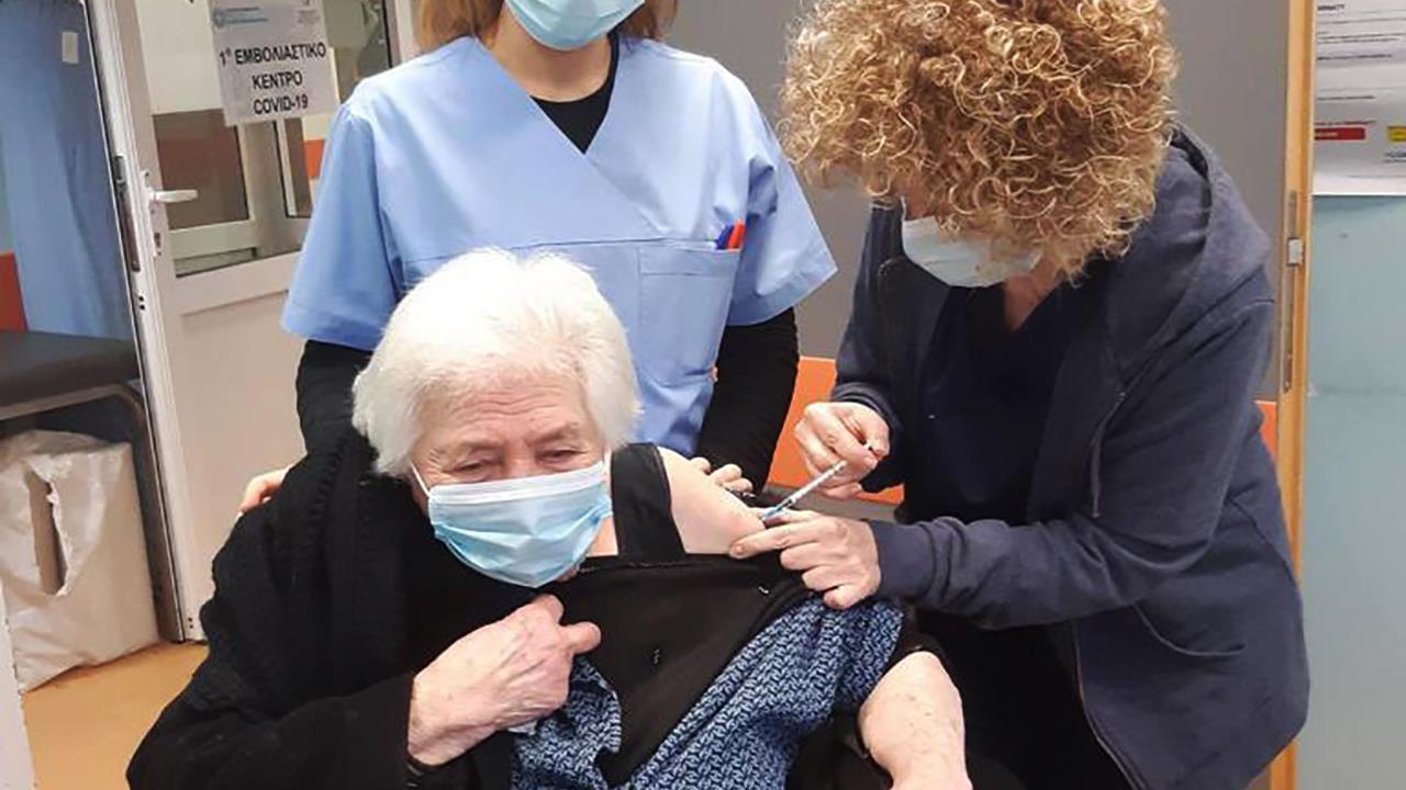 Αναμονή πάνω από 20 μέρες για εμβολιασμό κατά της CoViD, ακόμη και στην ...