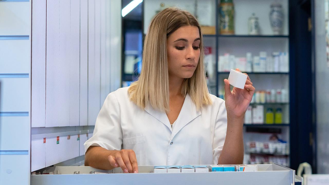 ΕΟΠΥΥ: Πώς αποζημιώνονται μη καλυπτόμενα υλικά και συμπληρώματα ειδικής ...