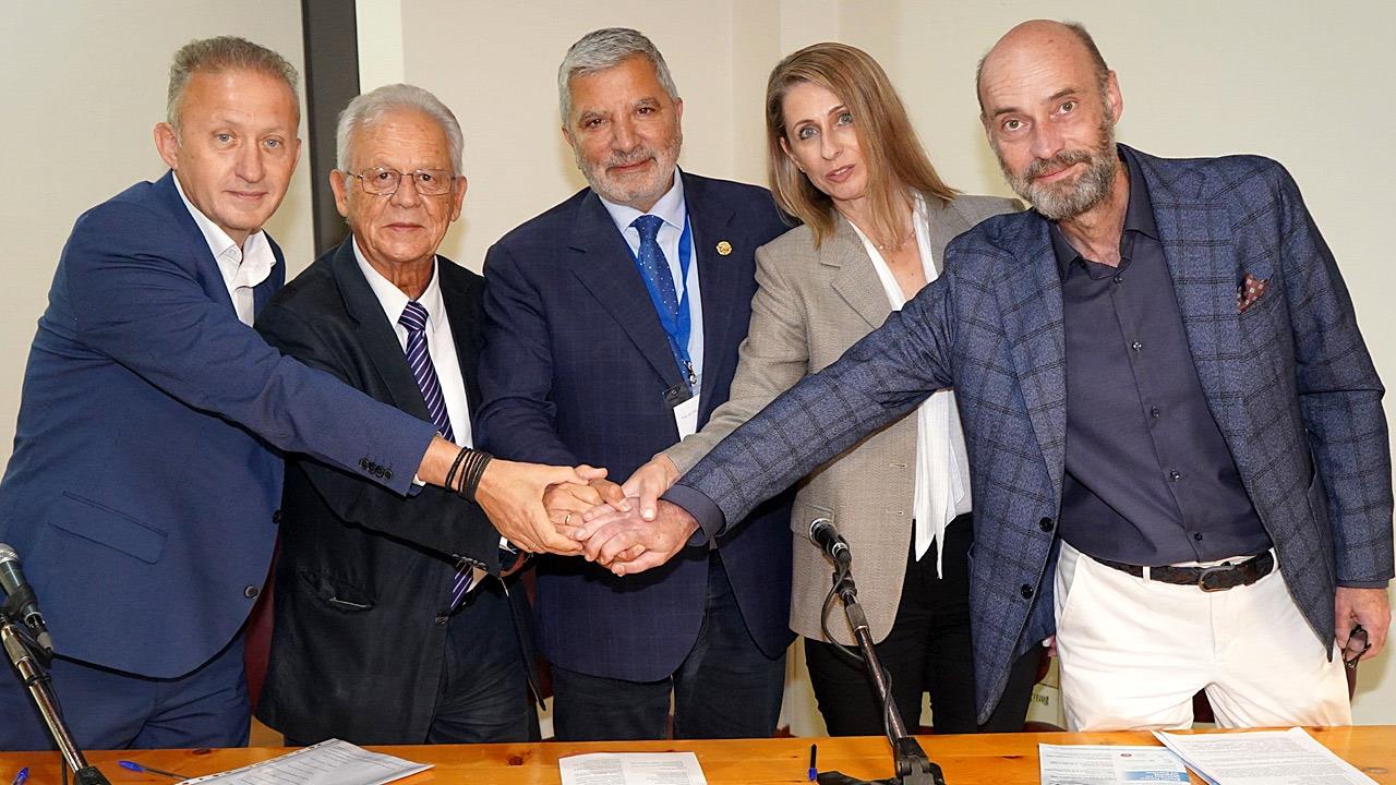 Ο ΙΣΑ ενώνει τις δυνάμεις του με Ιατρικούς Συλλόγους όλης της χώρας για ...