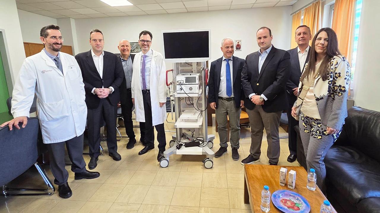 ΠΓΝΙ: Δωρεά ενδοσκοπικού χειρουργικού πύργου από τον Όμιλο Σαράντη
